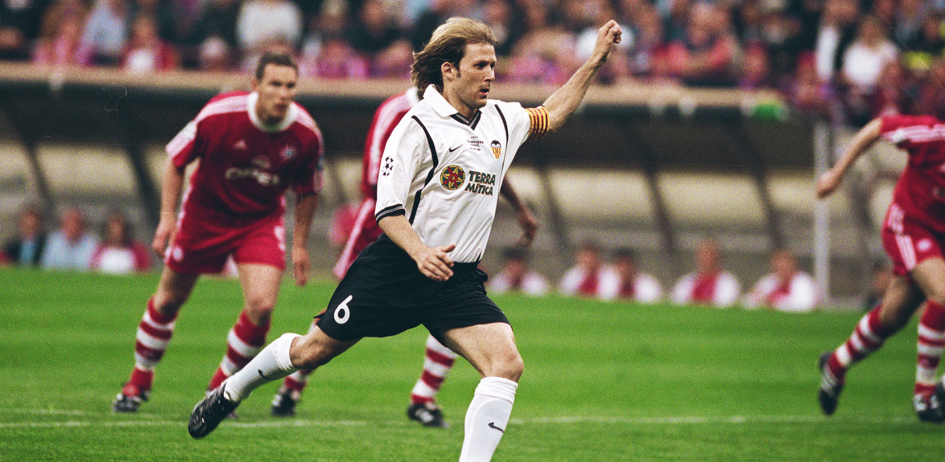 Gaizka Mendieta: the midfield master who worked his way to the top